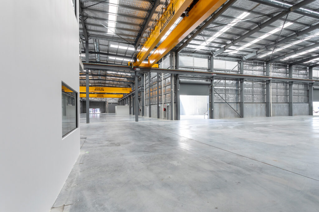 Overhead Gantry Crane | Buildcom Construction
